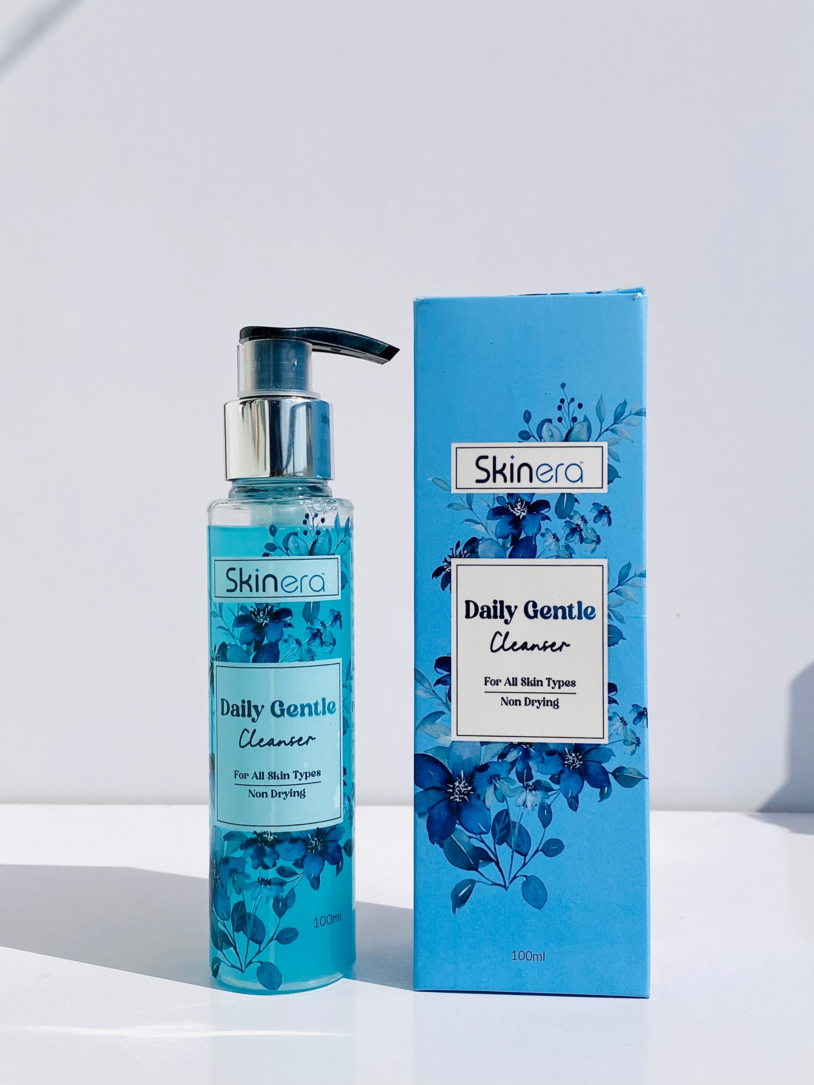 Skinera Daily Gentle Cleanser 120ml - Skinera.pk