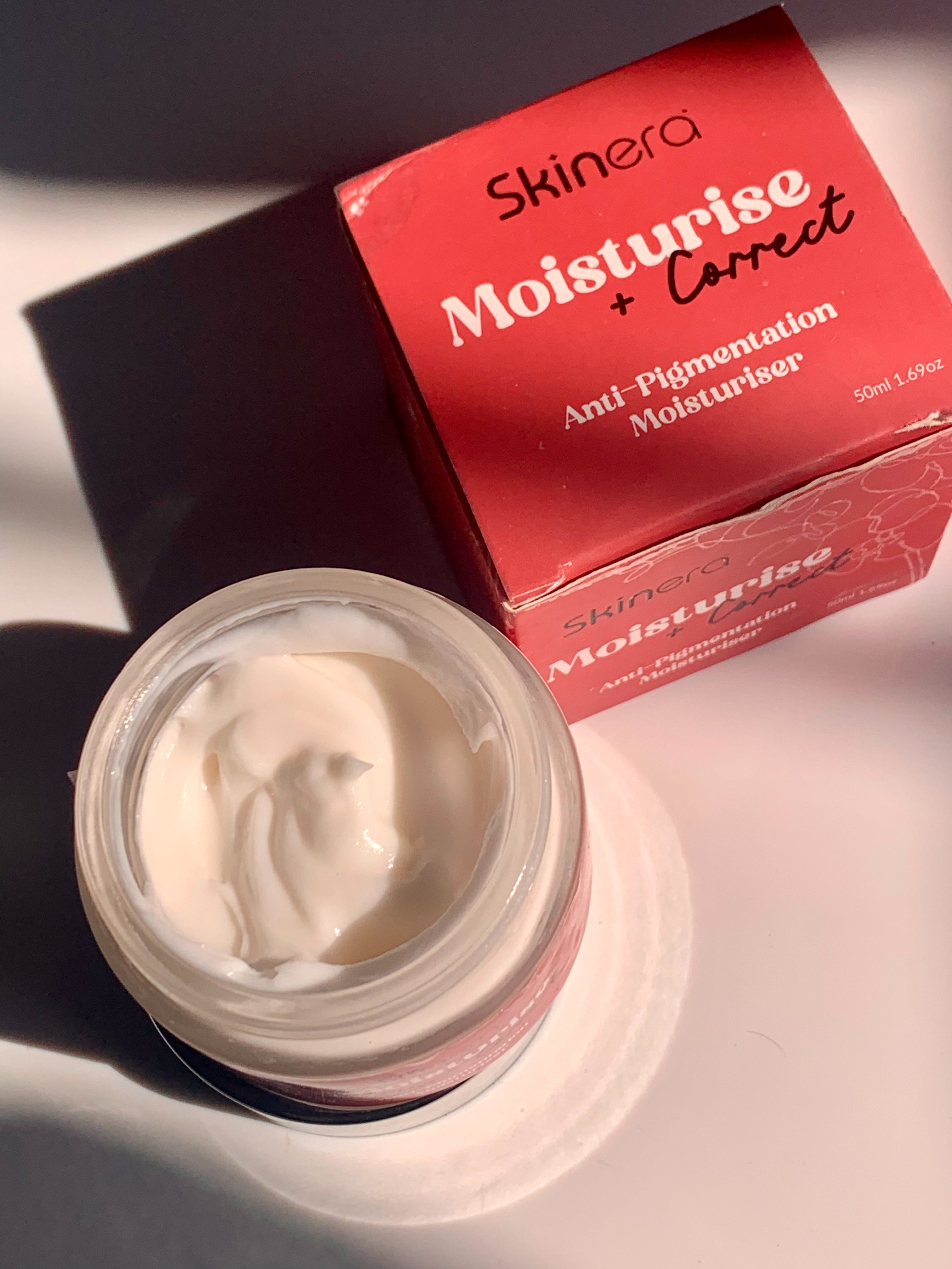 Skinera Anti Pigmentation Moisturizer 50gm - Skinera.pk