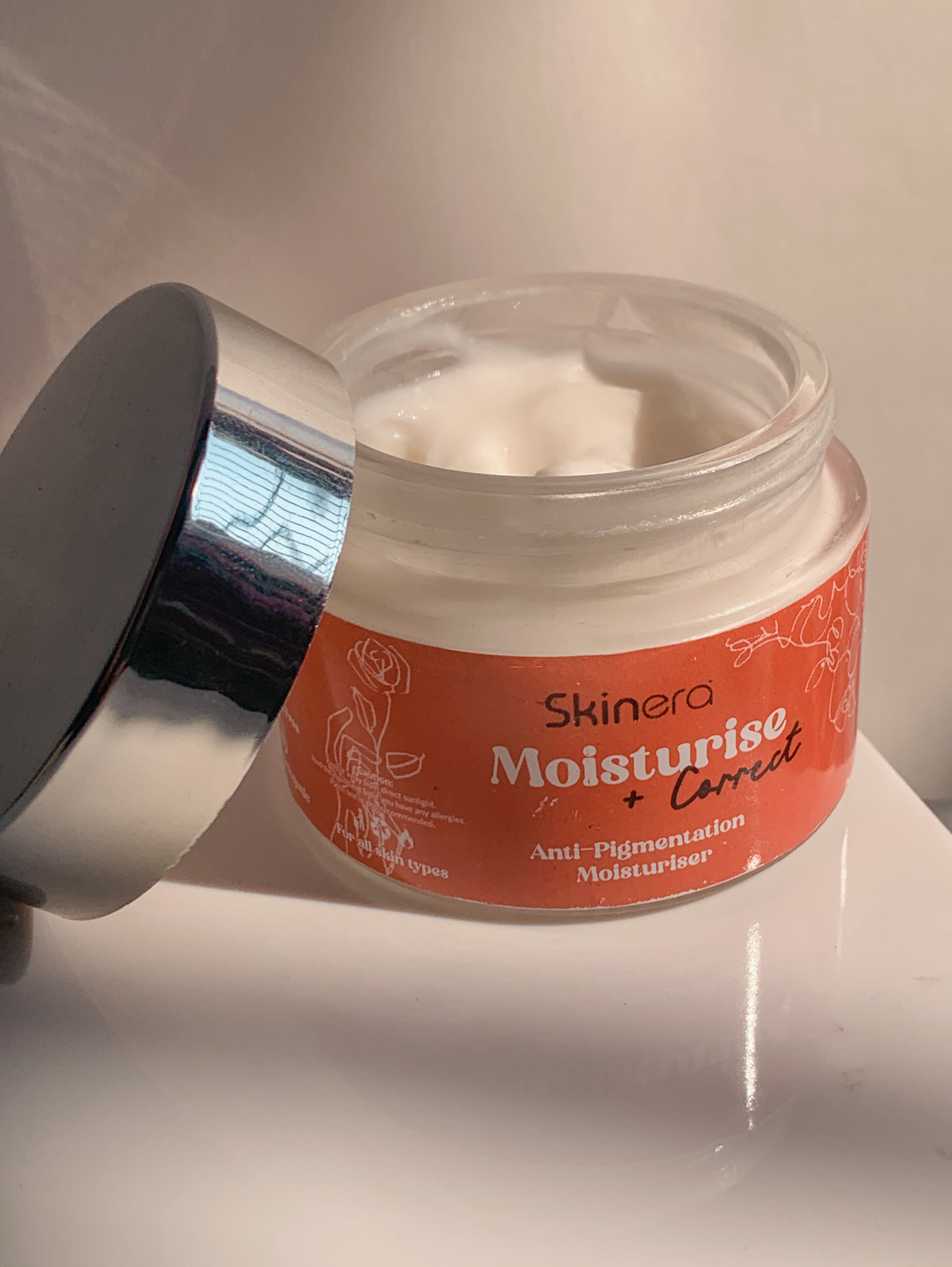 Skinera Anti Pigmentation Moisturizer 50gm - Skinera.pk